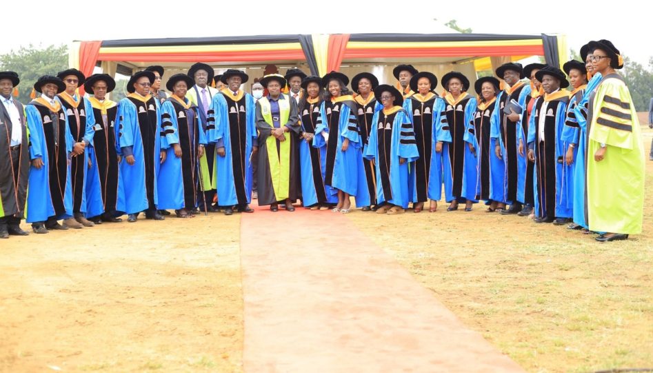 “Shun Corruption": President Museveni Challenges 5,138 Graduates at ...